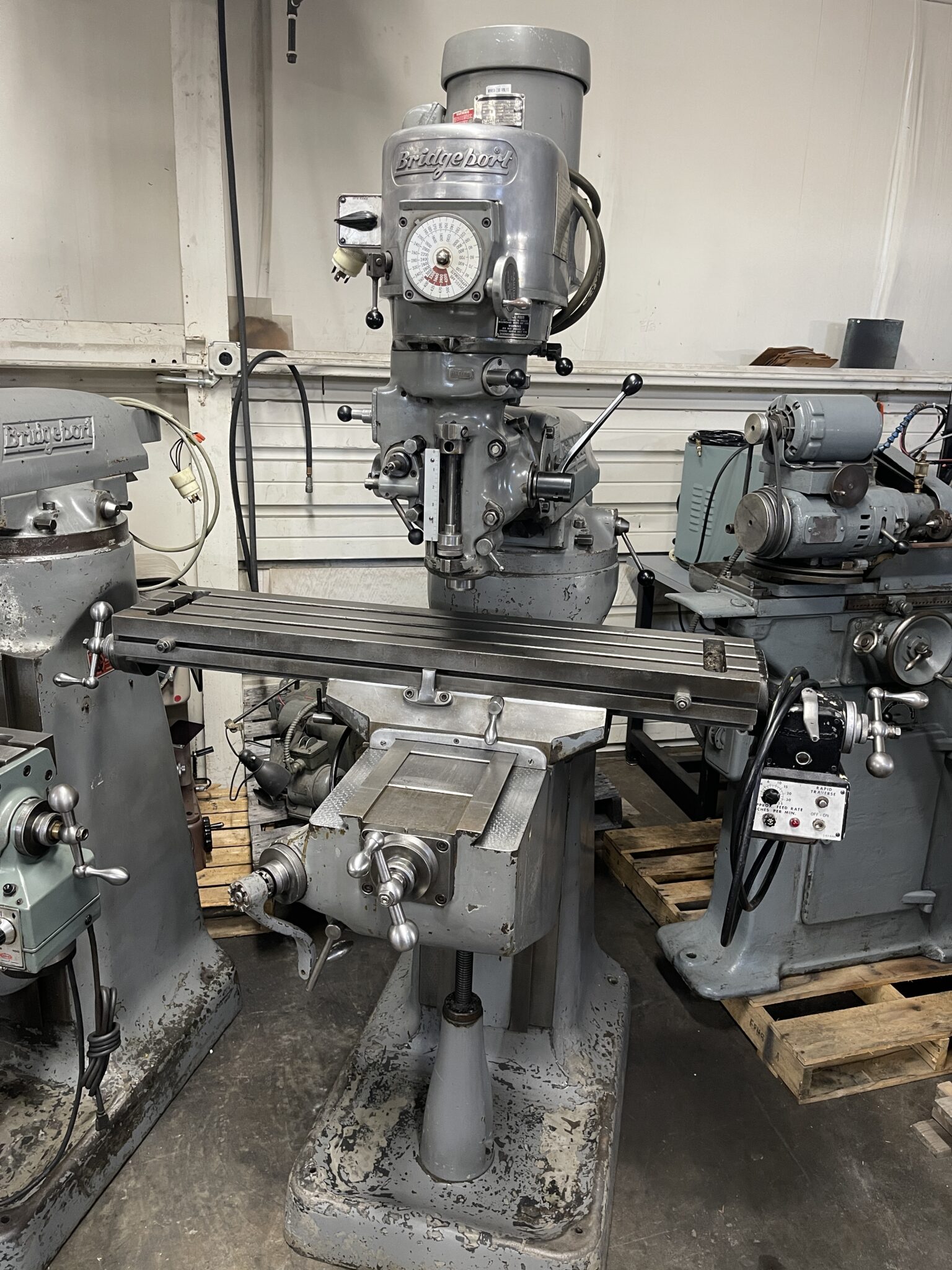 BRIDGEPORT VERTICAL MILLING MACHINE - Anderson Machinery Co.